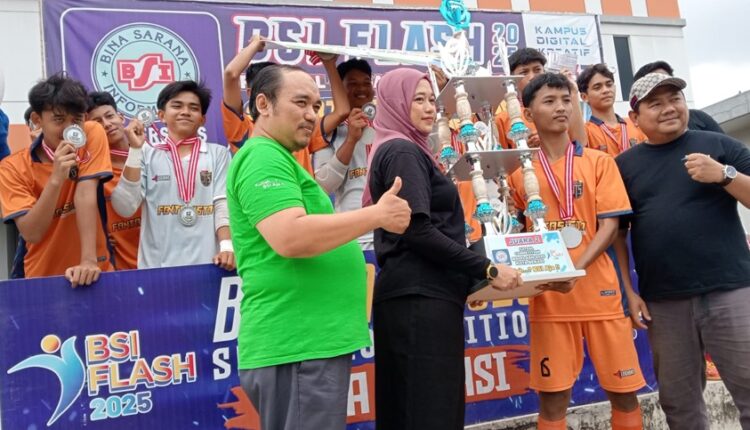 BSI Flash 2025 Ajang Bergengsi Pecinta Futsal SMAN 1 Jatisari Bersinar ...
